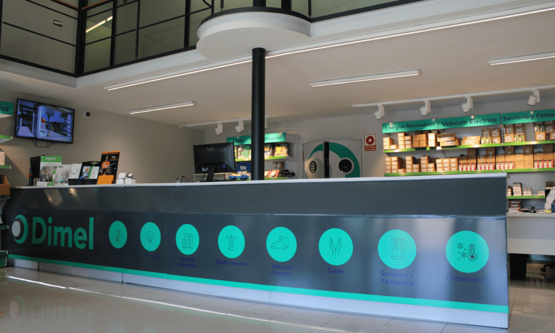 Dimel inaugura dos nuevos puntos de venta en Extremadura